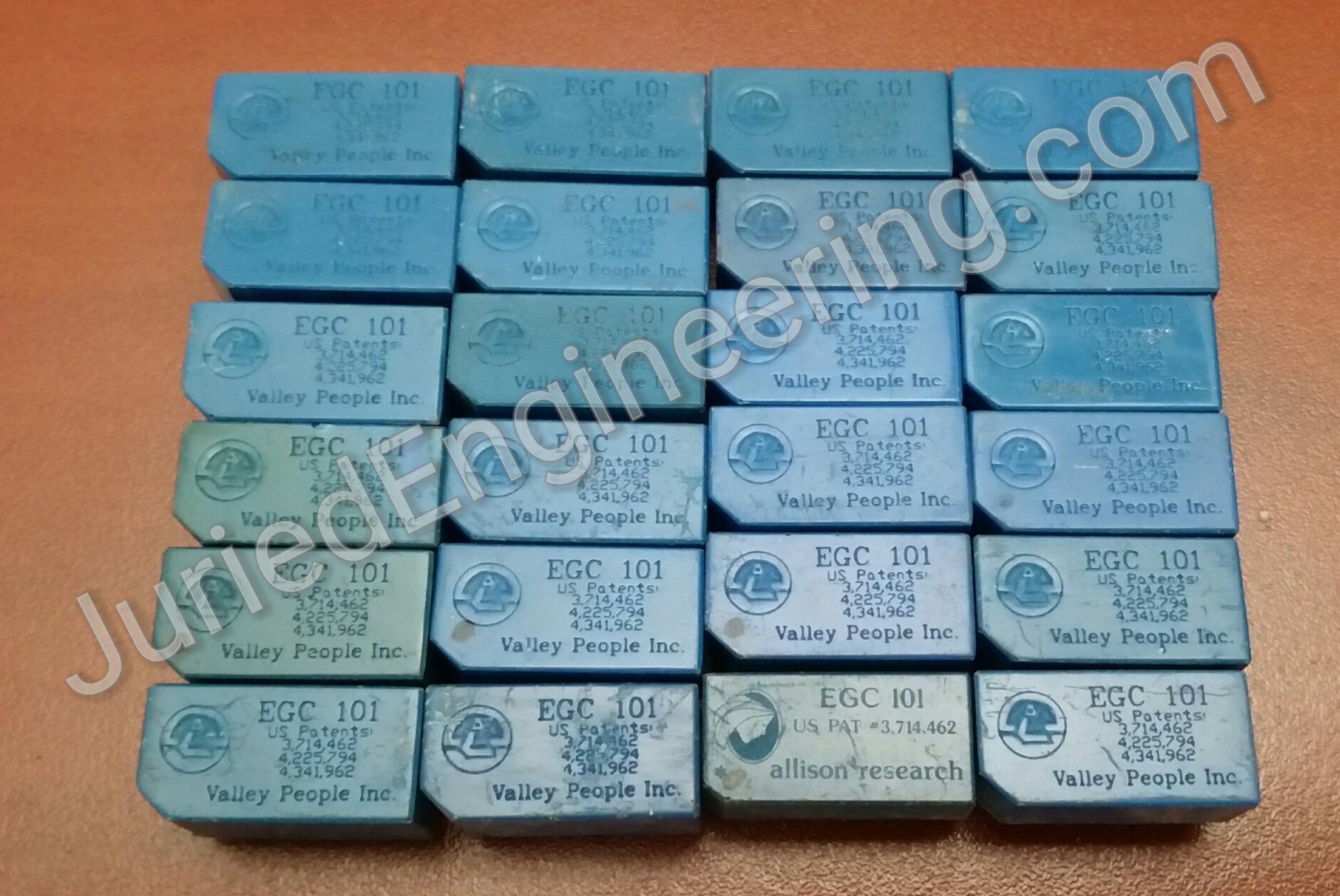 Voltage Controlled Amplifiers VCA — Juried Engineering