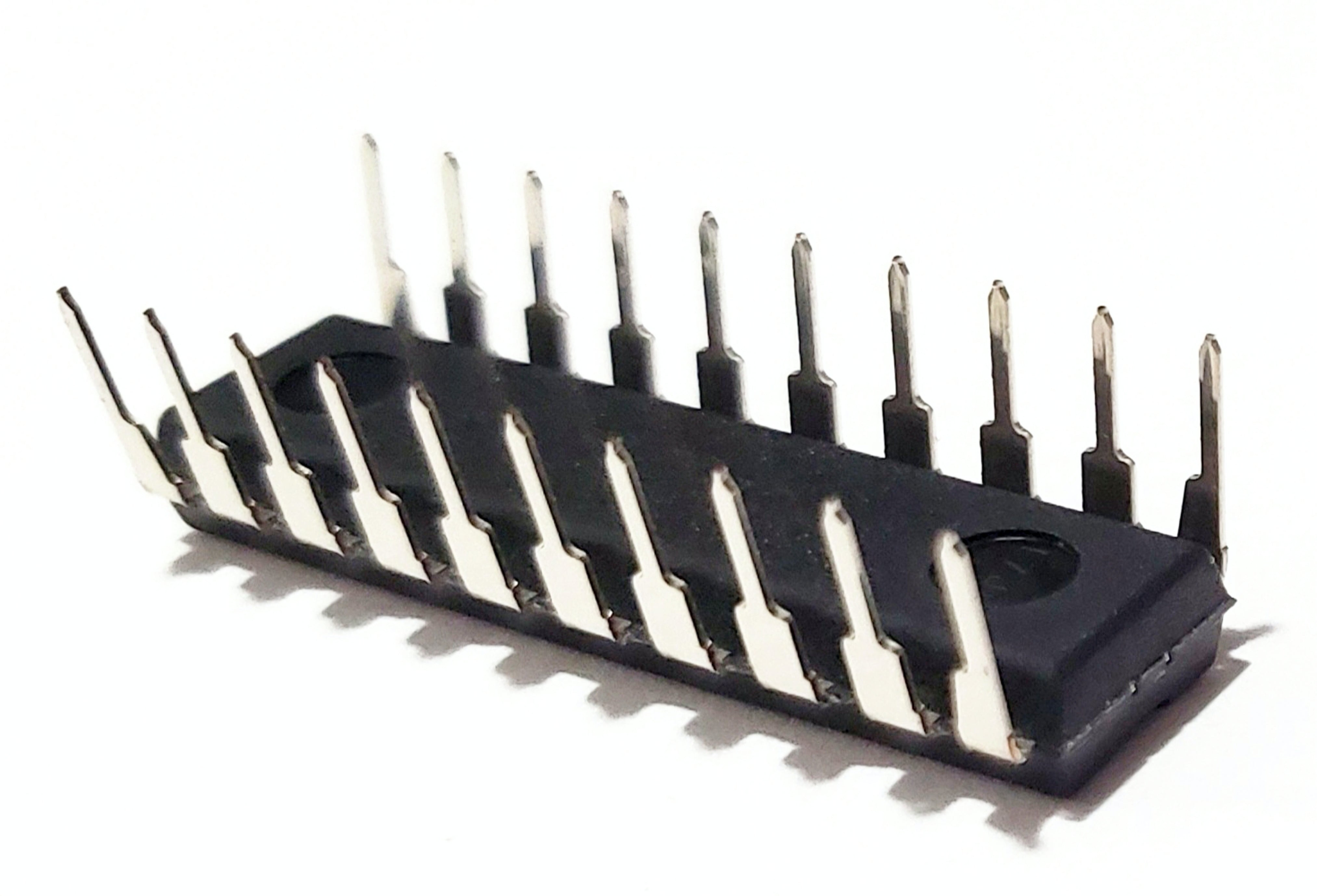 TPIC6B595N 74HC595 8-bit shift register with 150mA/ch IC — Juried ...